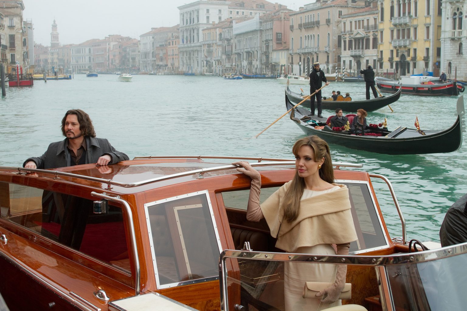 15 Travel-Themed Movies That Will Satisfy Your Wanderlust - Wanderu